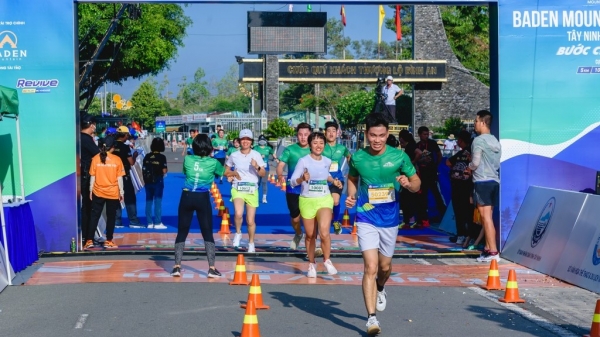 BaDen Mountain Marathon 2023 "gây sốt" với hơn 5.000 VĐV đăng ký sau 7 ...