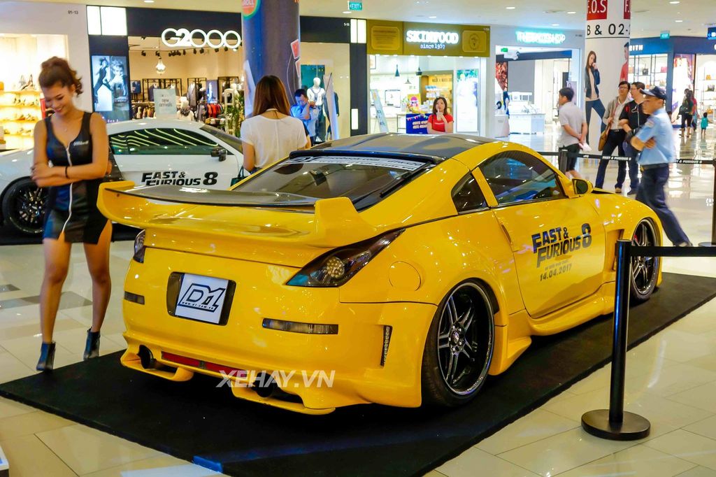 Audi R8 "sóng đôi" cùng Nissan 350Z trong buổi ra mắt Fast & Furious 8 ...