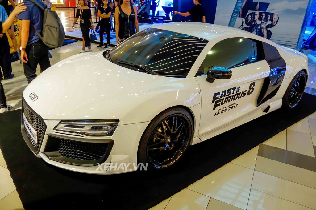 Audi R8 "sóng đôi" cùng Nissan 350Z trong buổi ra mắt Fast & Furious 8 ...