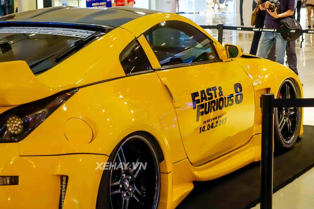 Audi R8 "sóng đôi" cùng Nissan 350Z trong buổi ra mắt Fast & Furious 8 ...