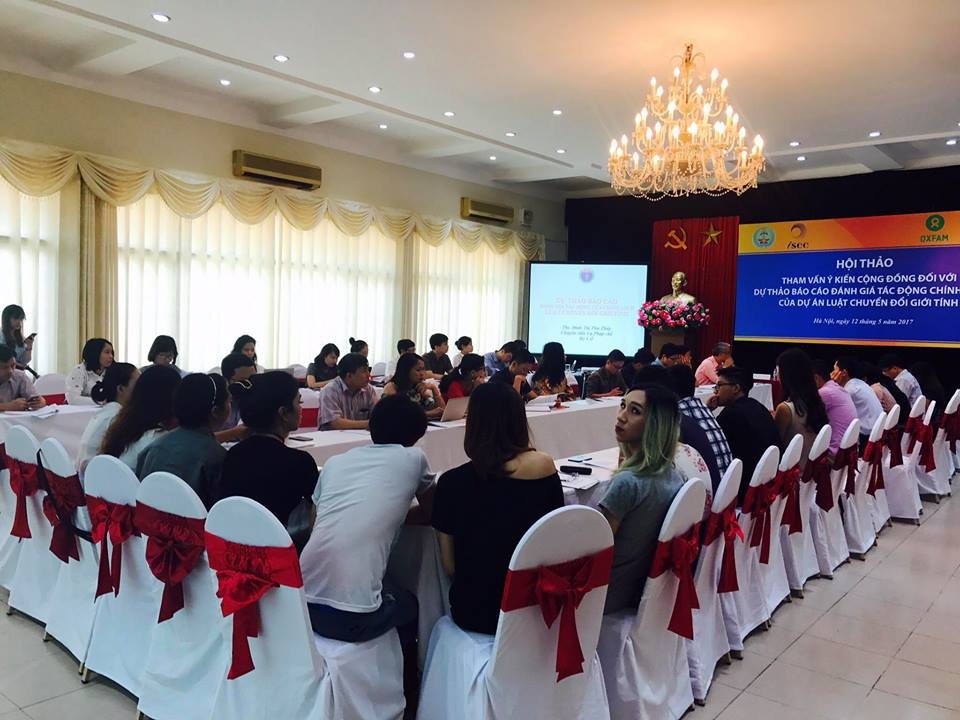 Sử dụng hoóc môn liên tục trong hai năm sẽ được công nhận là người ...