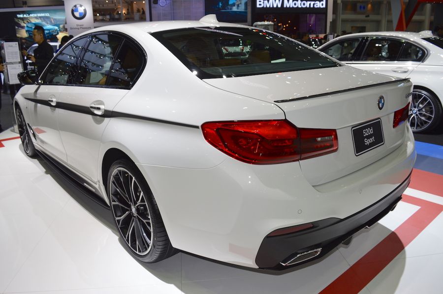 BMW 5 Series 2017 xuất hiện tại Thái Lan với loạt phụ kiện BMW M ...